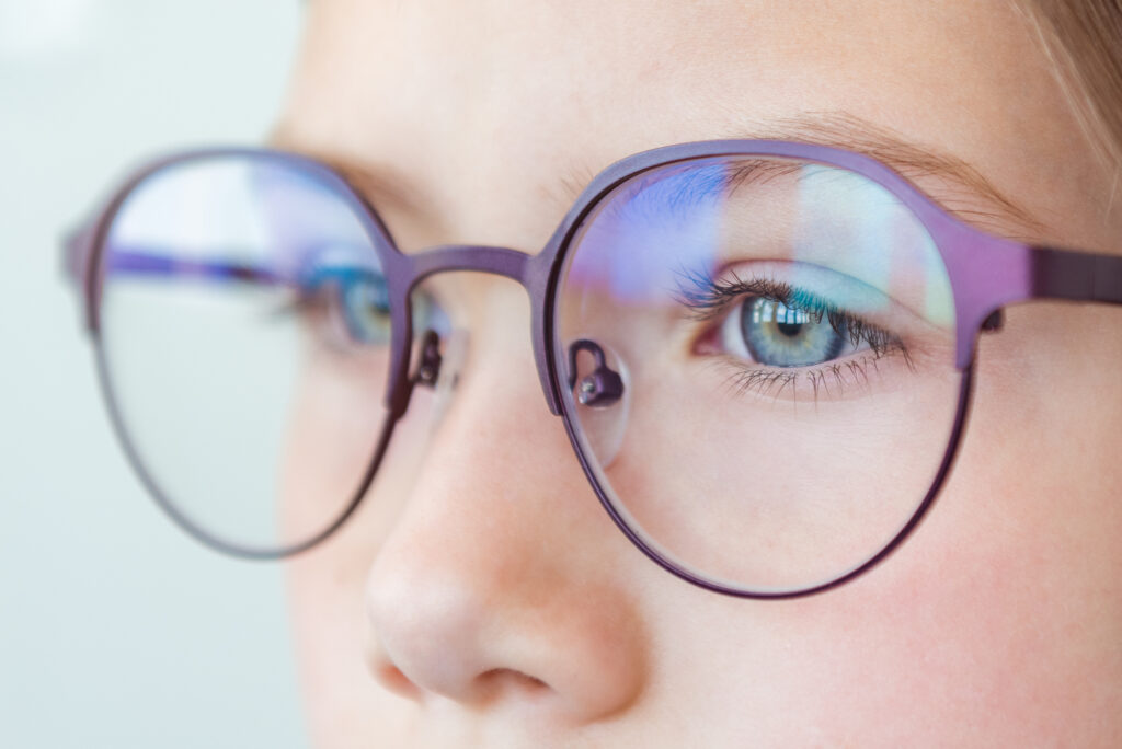 Child Binocular Vision Dysfunction: Symptoms & Solutions